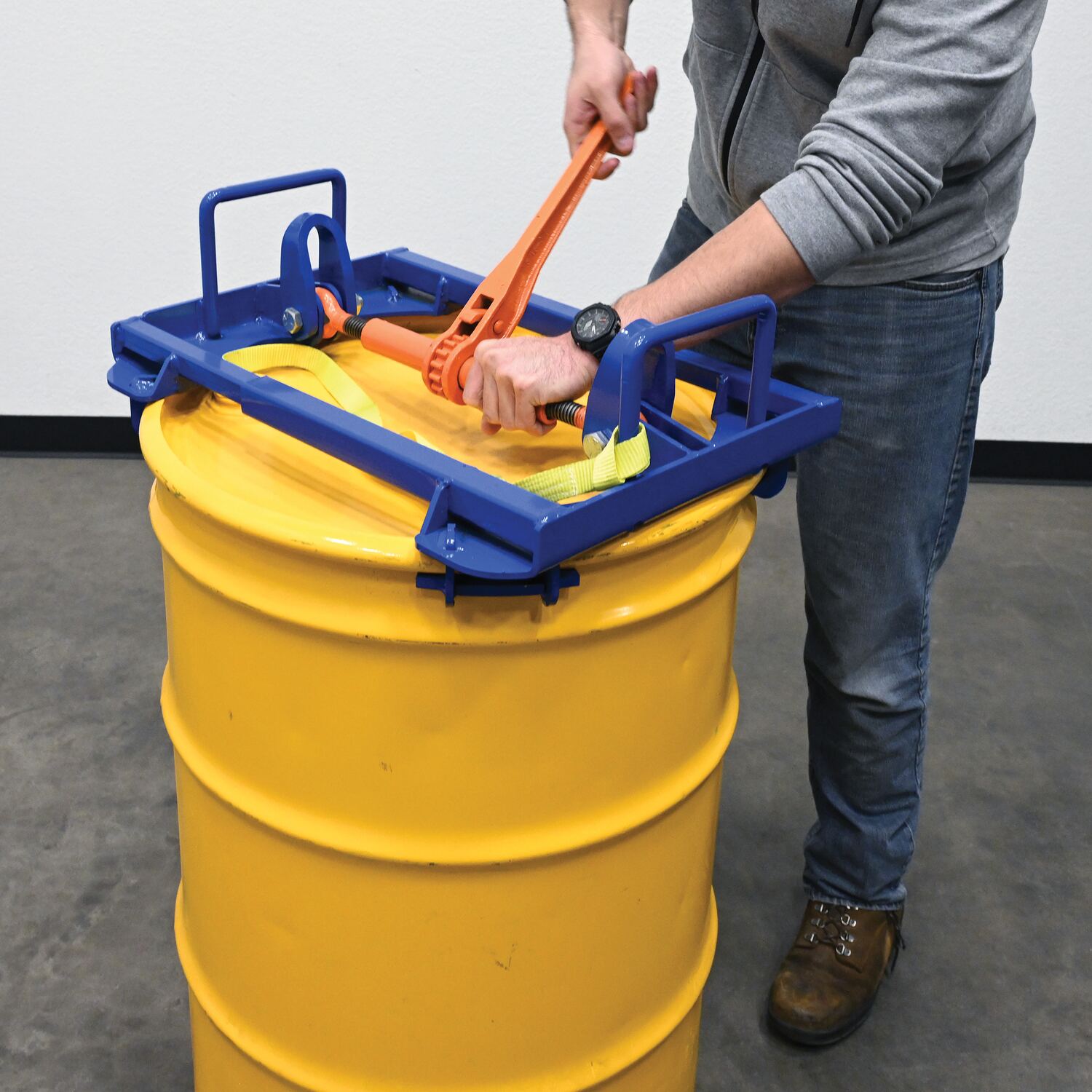 Heavy Duty Vertical Drum Lifter (HDDL) - Product Family Page